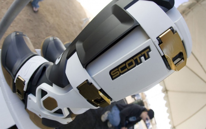 Genius MX boot / Schott USA - Cédric Ragot - Design Studio - V2.0